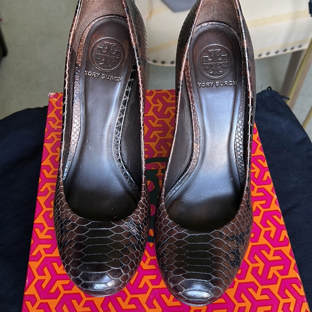Tory Burch Snake Embossed Heels - Gem